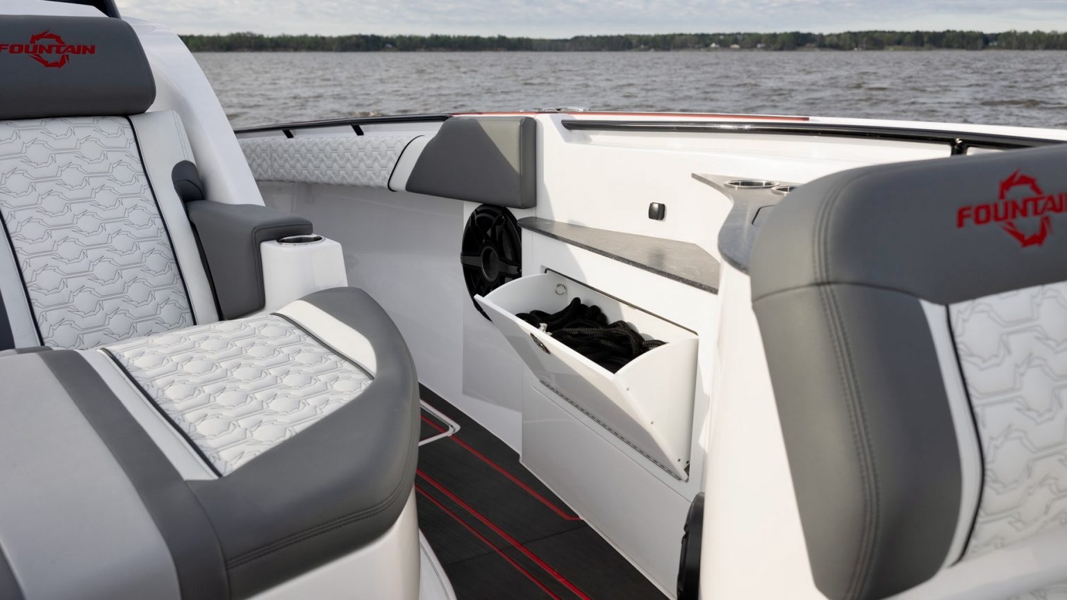 2025 Fountain 43 SCX: Redefining Luxury and Performance - Gearhead Daily