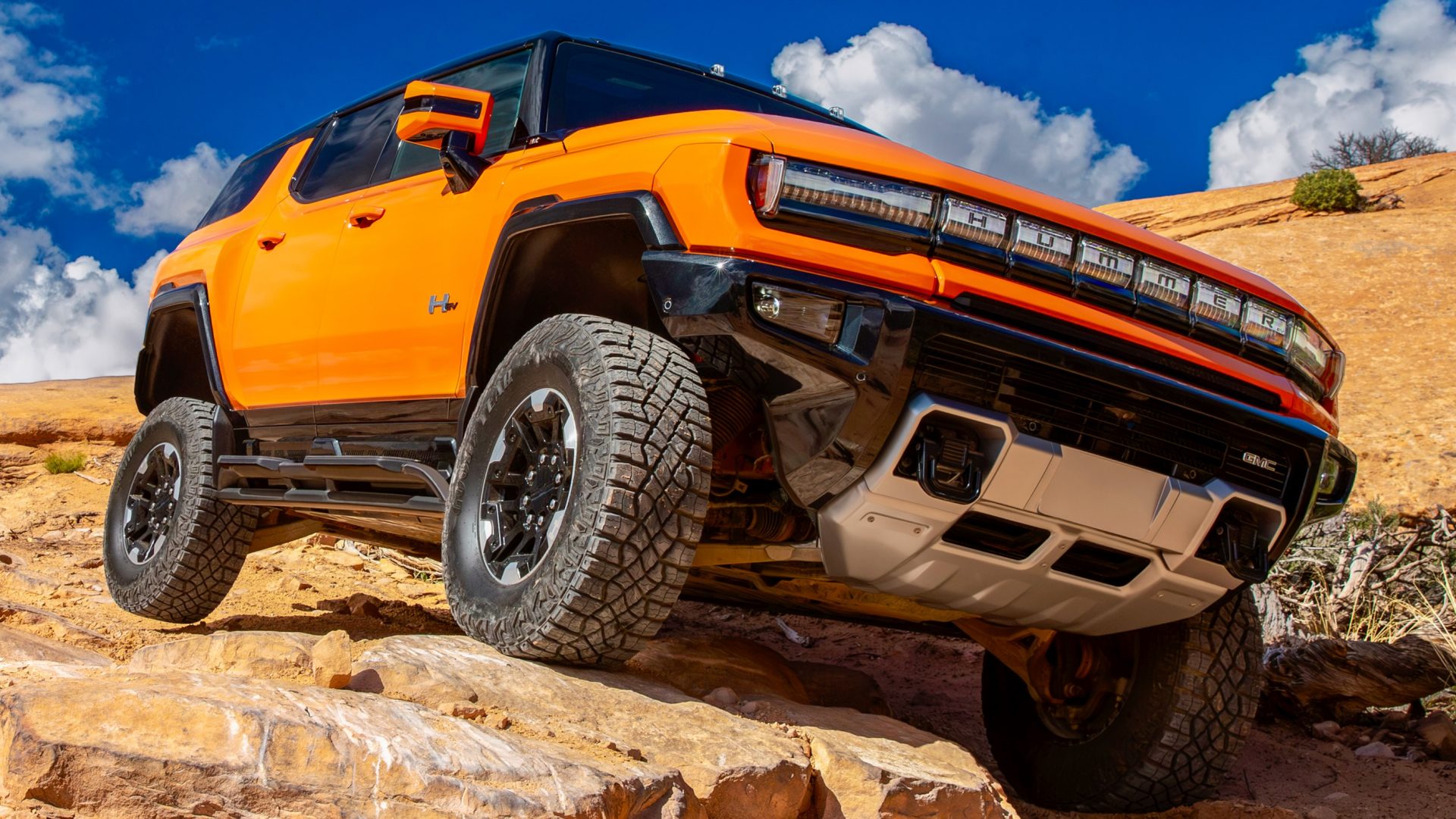 FIRST LOOK: 2024 GMC Hummer EV SUV 3X - Gearhead Daily