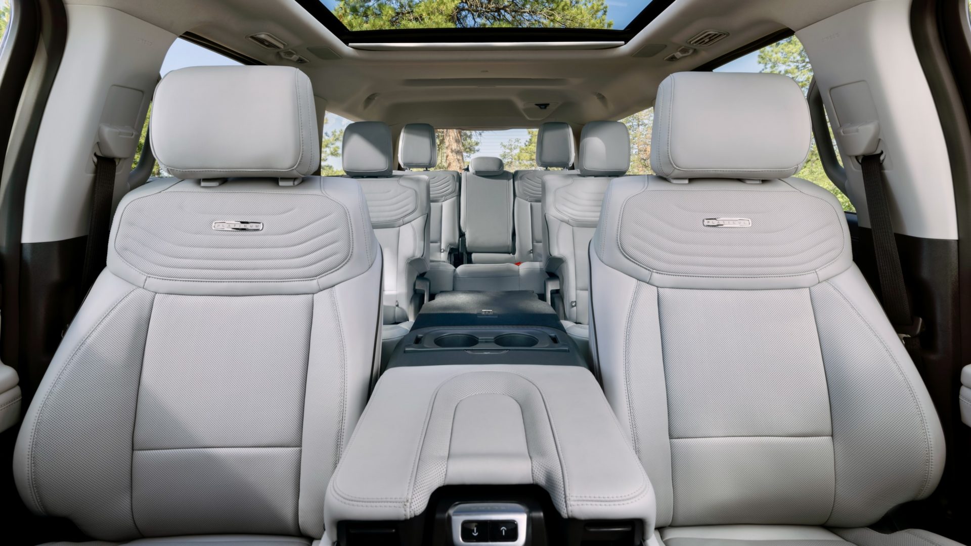 Ford Reveals All-New 2025 Ford Expedition Lineup - Gearhead Daily